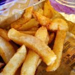 Slap Chips (Tjips) – Bryan discovers world